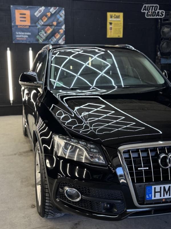 Black Audi Q5 2009 in Siauliai, with an engine capacity of 3.00 L and mileage of 402 thousand km for 7000 €, photo 3 on AUTOMOTO.COM.LV
