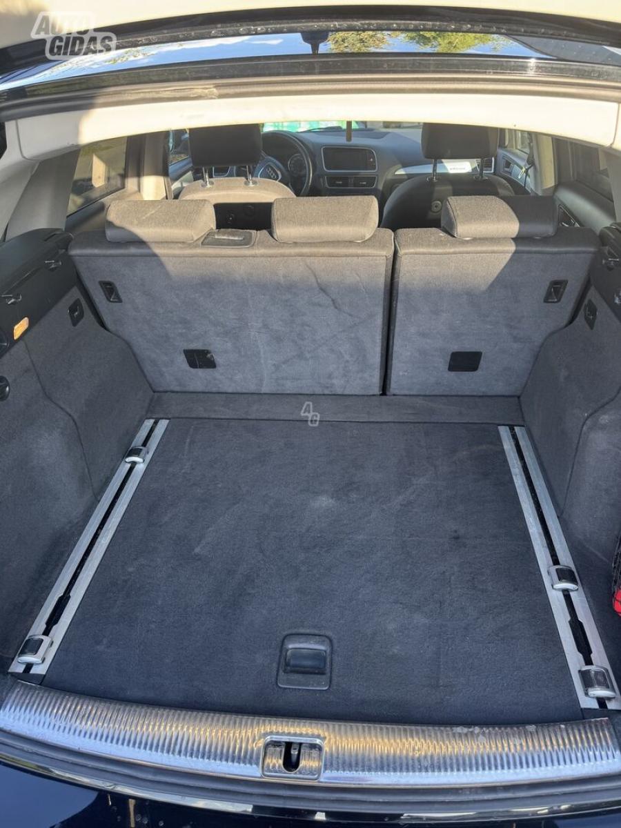Melns Audi Q5 2009 Šauļi, ar dzinēja tilpumu 3.00 L un nobraukumu 402 tūkst. km par 7000 €, foto 14 vietnē AUTOMOTO.COM.LV