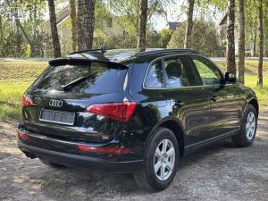 Black Audi Q5 2009 in Utena, with an engine capacity of 2.00 L and mileage of 303 thousand km for 7950 €, photo 6 on AUTOMOTO.COM.LV