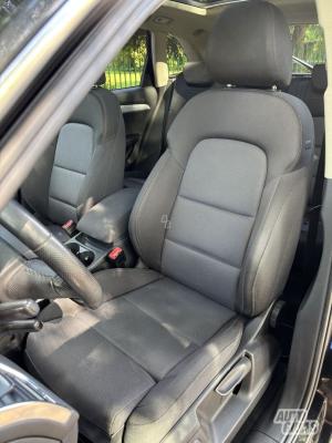 Black Audi Q5 2009 in Utena, with an engine capacity of 2.00 L and mileage of 303 thousand km for 7950 €, photo 12 on AUTOMOTO.COM.LV