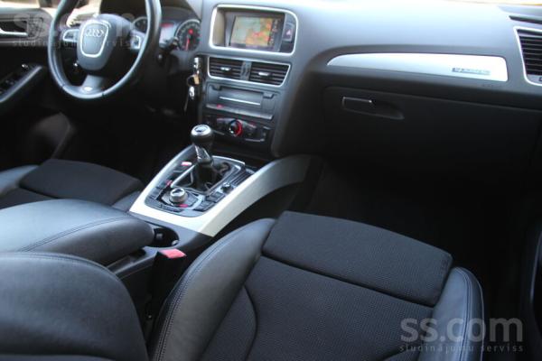 Black Audi Q5 2009 in Tukums, with an engine capacity of 2.00 L and mileage of 193 thousand km for 9990 €, photo 8 on AUTOMOTO.COM.LV