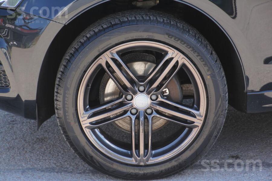 Melns Audi Q5 2009 Tukums, ar dzinēja tilpumu 2.00 L un nobraukumu 193 tūkst. km par 9990 €, foto 19 vietnē AUTOMOTO.COM.LV