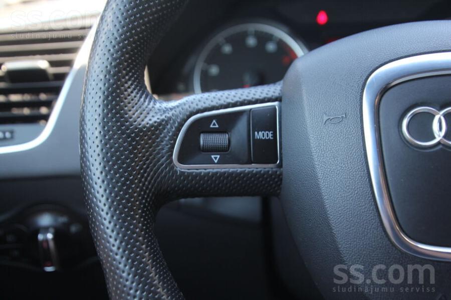 Melns Audi Q5 2009 Tukums, ar dzinēja tilpumu 2.00 L un nobraukumu 193 tūkst. km par 9990 €, foto 27 vietnē AUTOMOTO.COM.LV