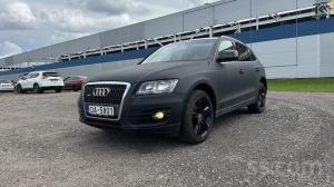 Black Audi Q5 2009 in Daugavpils, with an engine capacity of 2.00 L and mileage of 211 thousand km for 7750 €, photo  on AUTOMOTO.COM.LV