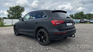 Black Audi Q5 2009 in Daugavpils, with an engine capacity of 2.00 L and mileage of 211 thousand km for 7750 €, photo 4 on AUTOMOTO.COM.LV