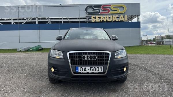 Black Audi Q5 2009 in Daugavpils, with an engine capacity of 2.00 L and mileage of 211 thousand km for 7750 €, photo 8 on AUTOMOTO.COM.LV