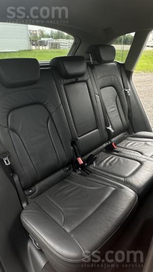 Black Audi Q5 2009 in Daugavpils, with an engine capacity of 2.00 L and mileage of 211 thousand km for 7750 €, photo 21 on AUTOMOTO.COM.LV