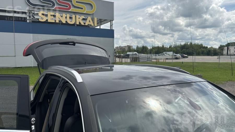 Black Audi Q5 2009 in Daugavpils, with an engine capacity of 2.00 L and mileage of 211 thousand km for 7750 €, photo 29 on AUTOMOTO.COM.LV