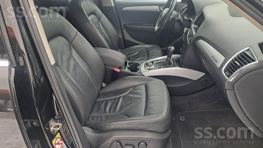Black Audi Q5 2009 in Ogre, with an engine capacity of 2.00 L and mileage of 273 thousand km for 8950 €, photo 15 on AUTOMOTO.COM.LV