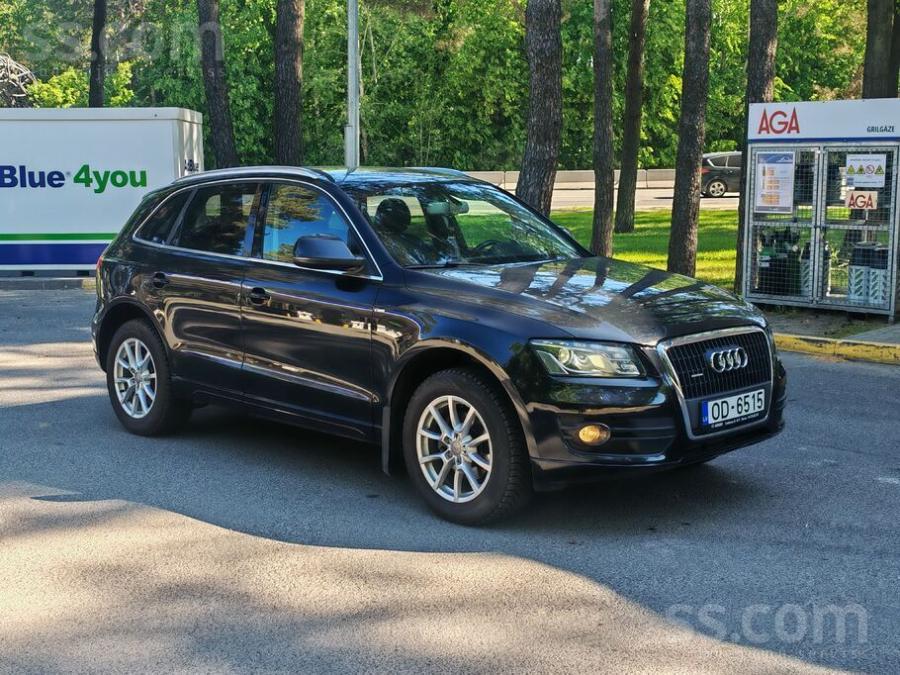Melns Audi Q5 2009 Rīga, ar dzinēja tilpumu 2.00 L un nobraukumu 296 tūkst. km par 8990 €, foto 1 vietnē AUTOMOTO.COM.LV