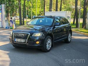 Melns Audi Q5 2009 Rīga, ar dzinēja tilpumu 2.00 L un nobraukumu 296 tūkst. km par 8990 €, foto 3 vietnē AUTOMOTO.COM.LV