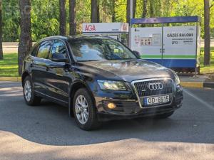 Melns Audi Q5 2009 Rīga, ar dzinēja tilpumu 2.00 L un nobraukumu 296 tūkst. km par 8990 €, foto 7 vietnē AUTOMOTO.COM.LV