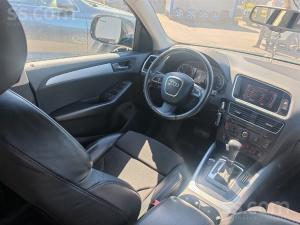 Melns Audi Q5 2009 Rīga, ar dzinēja tilpumu 2.00 L un nobraukumu 296 tūkst. km par 8990 €, foto 23 vietnē AUTOMOTO.COM.LV