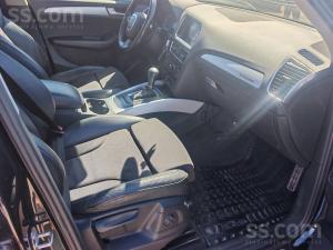 Melns Audi Q5 2009 Rīga, ar dzinēja tilpumu 2.00 L un nobraukumu 296 tūkst. km par 8990 €, foto 24 vietnē AUTOMOTO.COM.LV