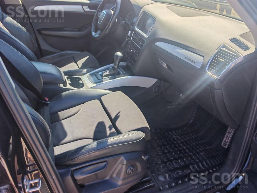 Melns Audi Q5 2009 Rīga, ar dzinēja tilpumu 2.00 L un nobraukumu 296 tūkst. km par 8990 €, foto 24 vietnē AUTOMOTO.COM.LV