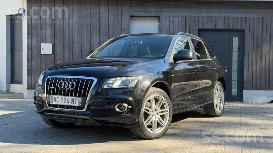 Black Audi Q5 2009 in Riga, with an engine capacity of 3.00 L and mileage of 295 thousand km for 10000 €, photo 1 on AUTOMOTO.COM.LV