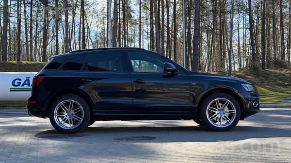 Melns Audi Q5 2009 Rīga, ar dzinēja tilpumu 3.00 L un nobraukumu 295 tūkst. km par 10000 €, foto 7 vietnē AUTOMOTO.COM.LV