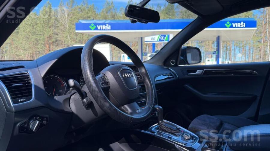 Black Audi Q5 2009 in Riga, with an engine capacity of 3.00 L and mileage of 295 thousand km for 10000 €, photo 12 on AUTOMOTO.COM.LV
