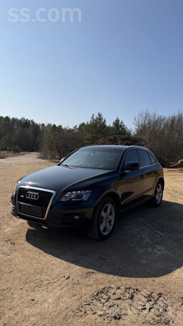 Black Audi Q5 2009 in Daugavpils, with an engine capacity of 3.00 L and mileage of 313 thousand km for 5950 €, photo 2 on AUTOMOTO.COM.LV