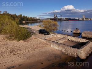 Black Audi Q5 2009 in Riga, with an engine capacity of 2.00 L and mileage of 309 thousand km for 8900 €, photo 7 on AUTOMOTO.COM.LV