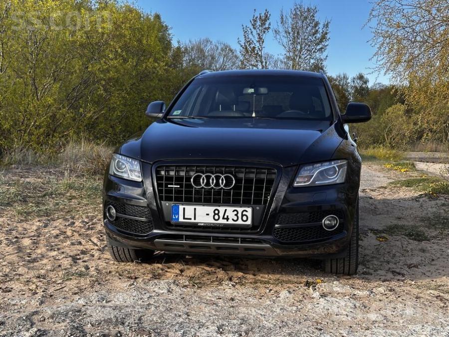Black Audi Q5 2009 in Riga, with an engine capacity of 2.00 L and mileage of 309 thousand km for 8900 €, photo 8 on AUTOMOTO.COM.LV