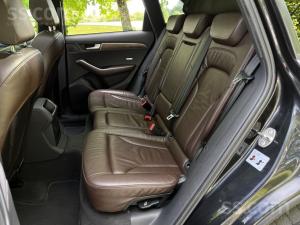 Melns Audi Q5 2009 Cēsis, ar dzinēja tilpumu 3.00 L un nobraukumu 287 tūkst. km par 7950 €, foto 10 vietnē AUTOMOTO.COM.LV