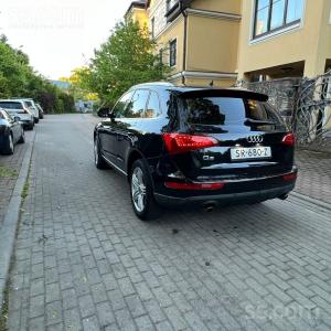 Melns Audi Q5 2009 Rīga, ar dzinēja tilpumu 2.00 L un nobraukumu 231 tūkst. km par 8290 €, foto 7 vietnē AUTOMOTO.COM.LV