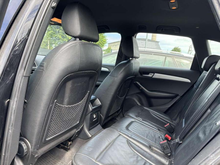 Black Audi Q5 2009 in Taurage, with an engine capacity of 1.97 L and mileage of 380 thousand km for 5000 €, photo 10 on AUTOMOTO.COM.LV