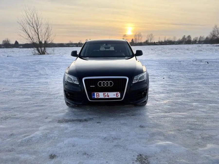 Black Audi Q5 2009 in Riga, with an engine capacity of 3.00 L and mileage of 275 thousand km for 6000 €, photo 7 on AUTOMOTO.COM.LV