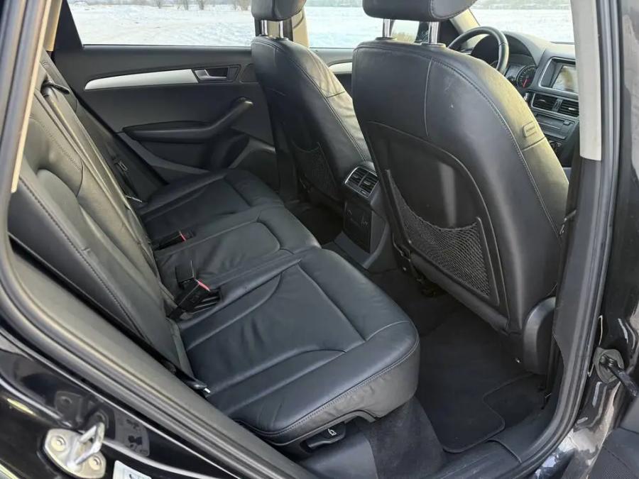 Black Audi Q5 2009 in Riga, with an engine capacity of 3.00 L and mileage of 275 thousand km for 6000 €, photo 11 on AUTOMOTO.COM.LV