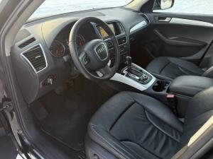Black Audi Q5 2009 in Riga, with an engine capacity of 3.00 L and mileage of 275 thousand km for 6000 €, photo 14 on AUTOMOTO.COM.LV