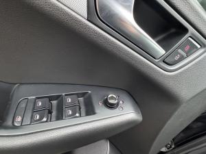 Black Audi Q5 2009 in Riga, with an engine capacity of 2.00 L and mileage of 221 thousand km for 8900 €, photo 9 on AUTOMOTO.COM.LV