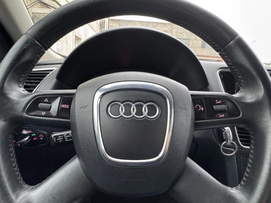 Black Audi Q5 2009 in Riga, with an engine capacity of 2.00 L and mileage of 221 thousand km for 8900 €, photo 17 on AUTOMOTO.COM.LV
