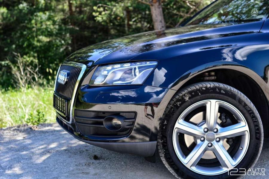 Black Audi Q5 2009 in Kretinga, with an engine capacity of 3.00 L and mileage of 234 thousand km for 9950 €, photo 3 on AUTOMOTO.COM.LV