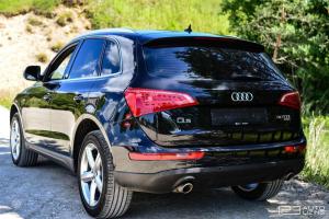 Black Audi Q5 2009 in Kretinga, with an engine capacity of 3.00 L and mileage of 234 thousand km for 9950 €, photo 8 on AUTOMOTO.COM.LV