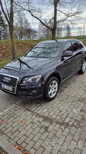 Black Audi Q5 2009 in Riga, with an engine capacity of 2.00 L and mileage of 260 thousand km for 9890 €, photo  on AUTOMOTO.COM.LV