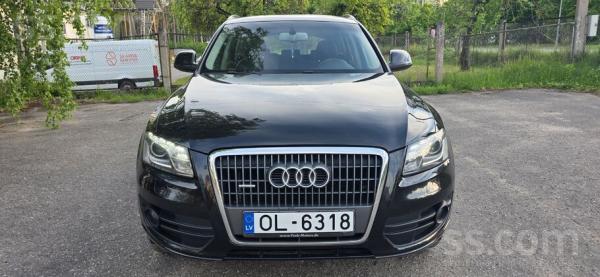 Melns Audi Q5 2009 Valmiera, ar dzinēja tilpumu 2.00 L un nobraukumu 286 tūkst. km par 7200 €, foto 1 vietnē AUTOMOTO.COM.LV