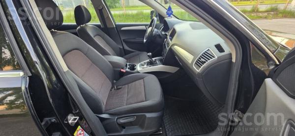 Melns Audi Q5 2009 Valmiera, ar dzinēja tilpumu 2.00 L un nobraukumu 286 tūkst. km par 7200 €, foto 10 vietnē AUTOMOTO.COM.LV