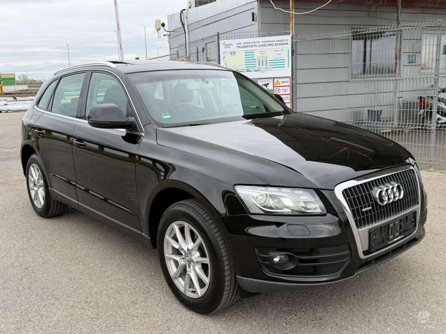 Black Audi Q5 2009 in Marijampole, with an engine capacity of 1.97 L and mileage of 293 thousand km for 8000 €, photo 3 on AUTOMOTO.COM.LV