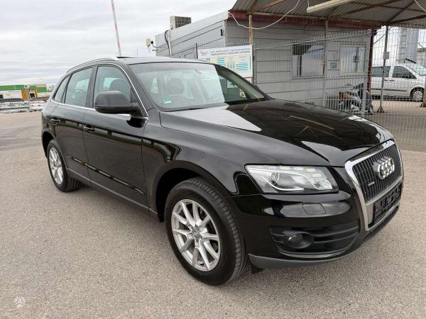 Melns Audi Q5 2009 Marijampole, ar dzinēja tilpumu 1.97 L un nobraukumu 293 tūkst. km par 8000 €, foto 5 vietnē AUTOMOTO.COM.LV