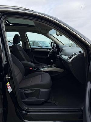 Black Audi Q5 2009 in Marijampole, with an engine capacity of 1.97 L and mileage of 293 thousand km for 8000 €, photo 11 on AUTOMOTO.COM.LV