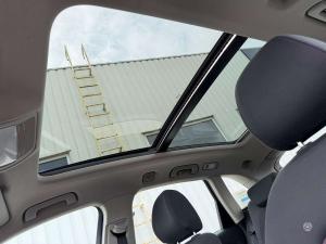 Black Audi Q5 2009 in Marijampole, with an engine capacity of 1.97 L and mileage of 293 thousand km for 8000 €, photo 21 on AUTOMOTO.COM.LV