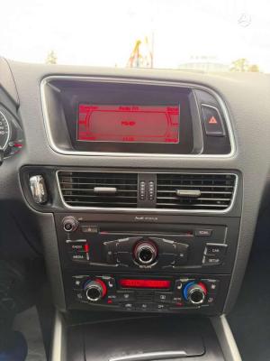 Black Audi Q5 2009 in Marijampole, with an engine capacity of 1.97 L and mileage of 293 thousand km for 8000 €, photo 23 on AUTOMOTO.COM.LV