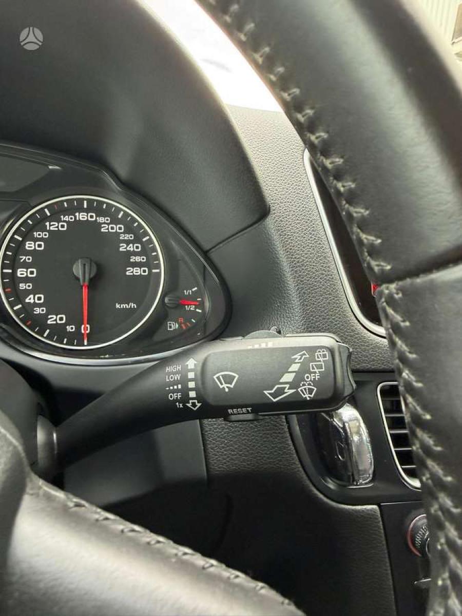 Black Audi Q5 2009 in Marijampole, with an engine capacity of 1.97 L and mileage of 293 thousand km for 8000 €, photo 29 on AUTOMOTO.COM.LV