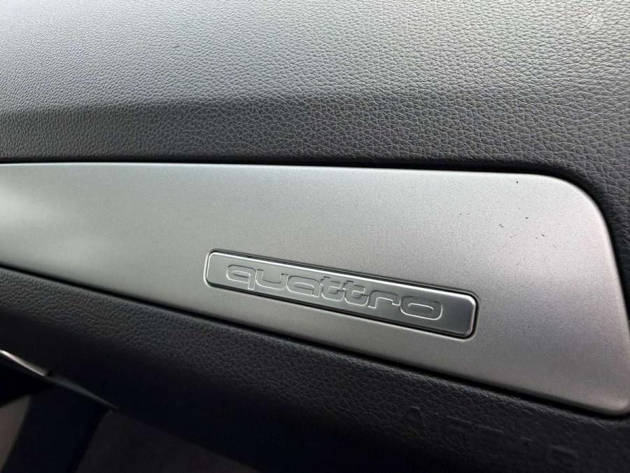 Black Audi Q5 2009 in Marijampole, with an engine capacity of 1.97 L and mileage of 293 thousand km for 8000 €, photo 33 on AUTOMOTO.COM.LV