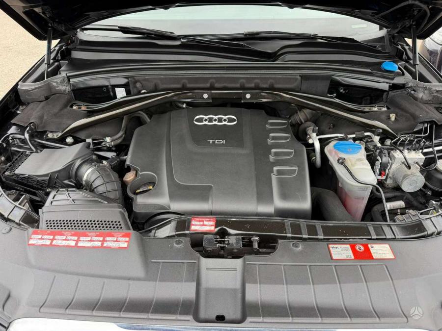 Black Audi Q5 2009 in Marijampole, with an engine capacity of 1.97 L and mileage of 293 thousand km for 8000 €, photo 34 on AUTOMOTO.COM.LV