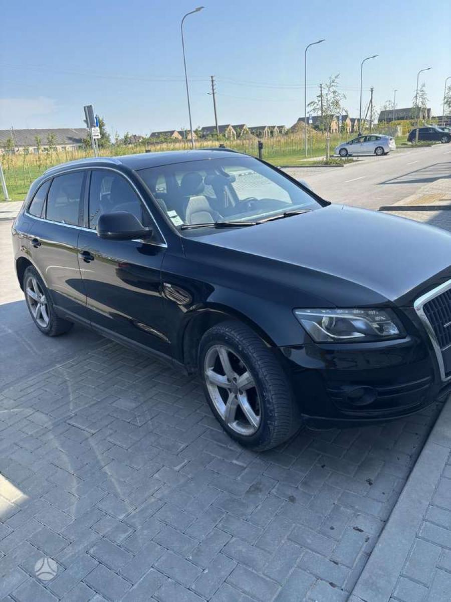 Melns Audi Q5 2009 Klaipėda, ar dzinēja tilpumu 1.97 L un nobraukumu 212 tūkst. km par 8000 €, foto 5 vietnē AUTOMOTO.COM.LV