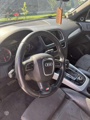 Melns Audi Q5 2009 Klaipėda, ar dzinēja tilpumu 1.97 L un nobraukumu 212 tūkst. km par 8000 €, foto 6 vietnē AUTOMOTO.COM.LV