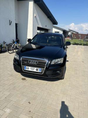 Melns Audi Q5 2009 Klaipėda, ar dzinēja tilpumu 1.97 L un nobraukumu 212 tūkst. km par 8000 €, foto 12 vietnē AUTOMOTO.COM.LV