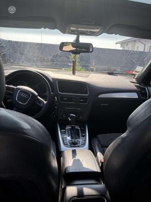 Melns Audi Q5 2009 Klaipėda, ar dzinēja tilpumu 1.97 L un nobraukumu 212 tūkst. km par 8000 €, foto 13 vietnē AUTOMOTO.COM.LV